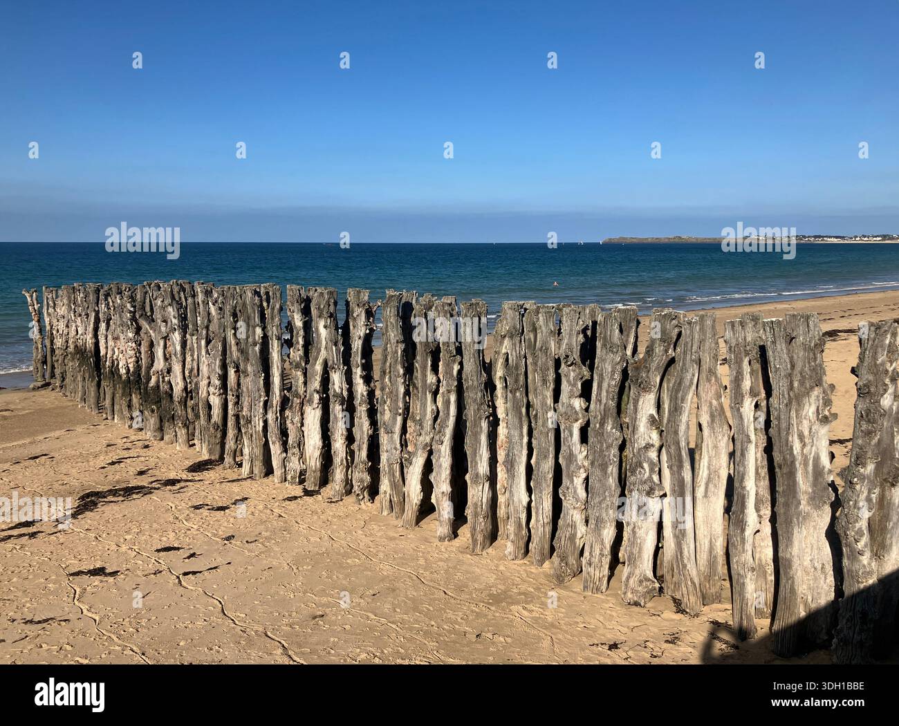 Le sillon beach hi-res stock photography and images - Alamy