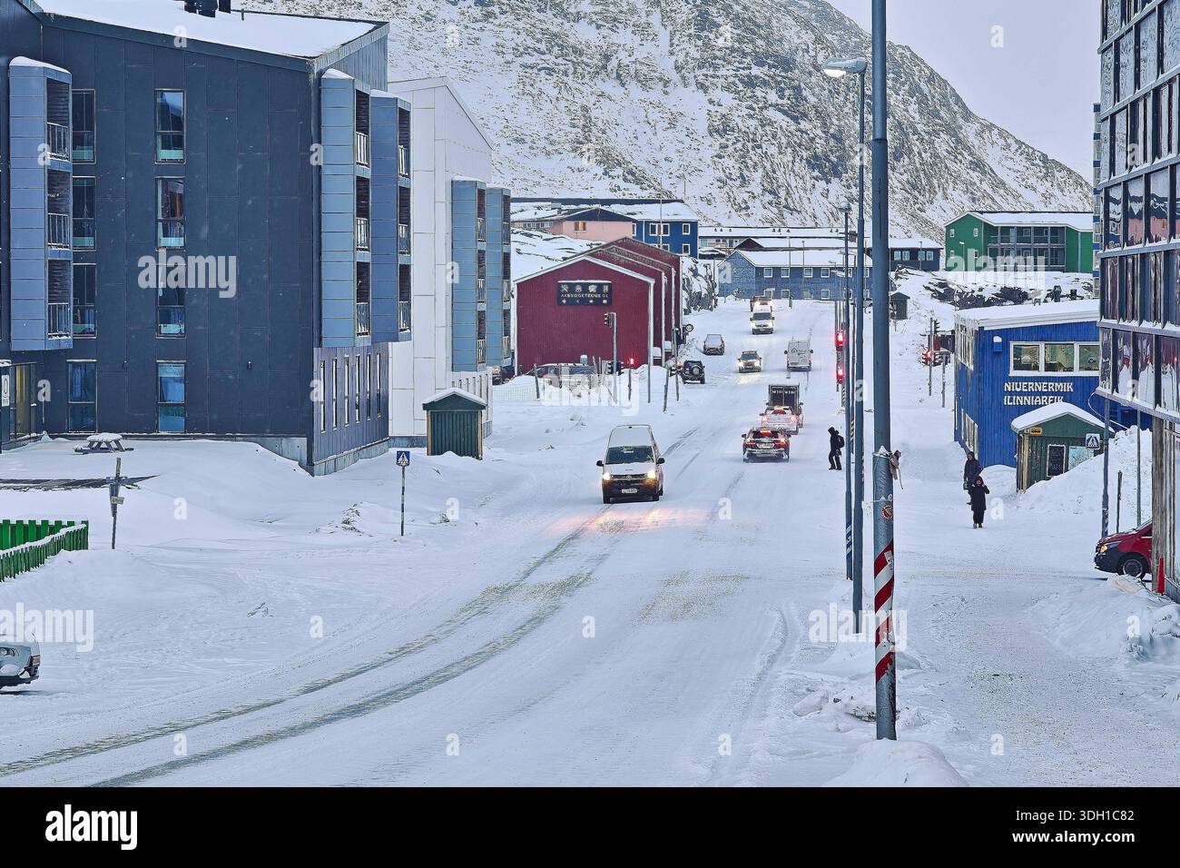 Nuuk, Grönland, 19.01.2026: Straßenverkehr *** Nuuk, Greenland, 19 01 ...