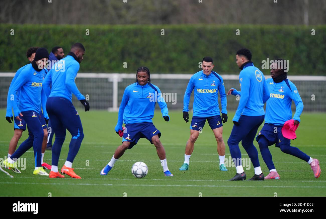 Tottenham Hotspur players during a training session at the Tottenham ...
