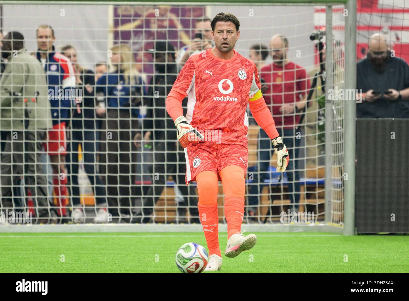 Goalkeeper Roman Weidenfeller (Dortmund) Munich, January 18, 2026 ...
