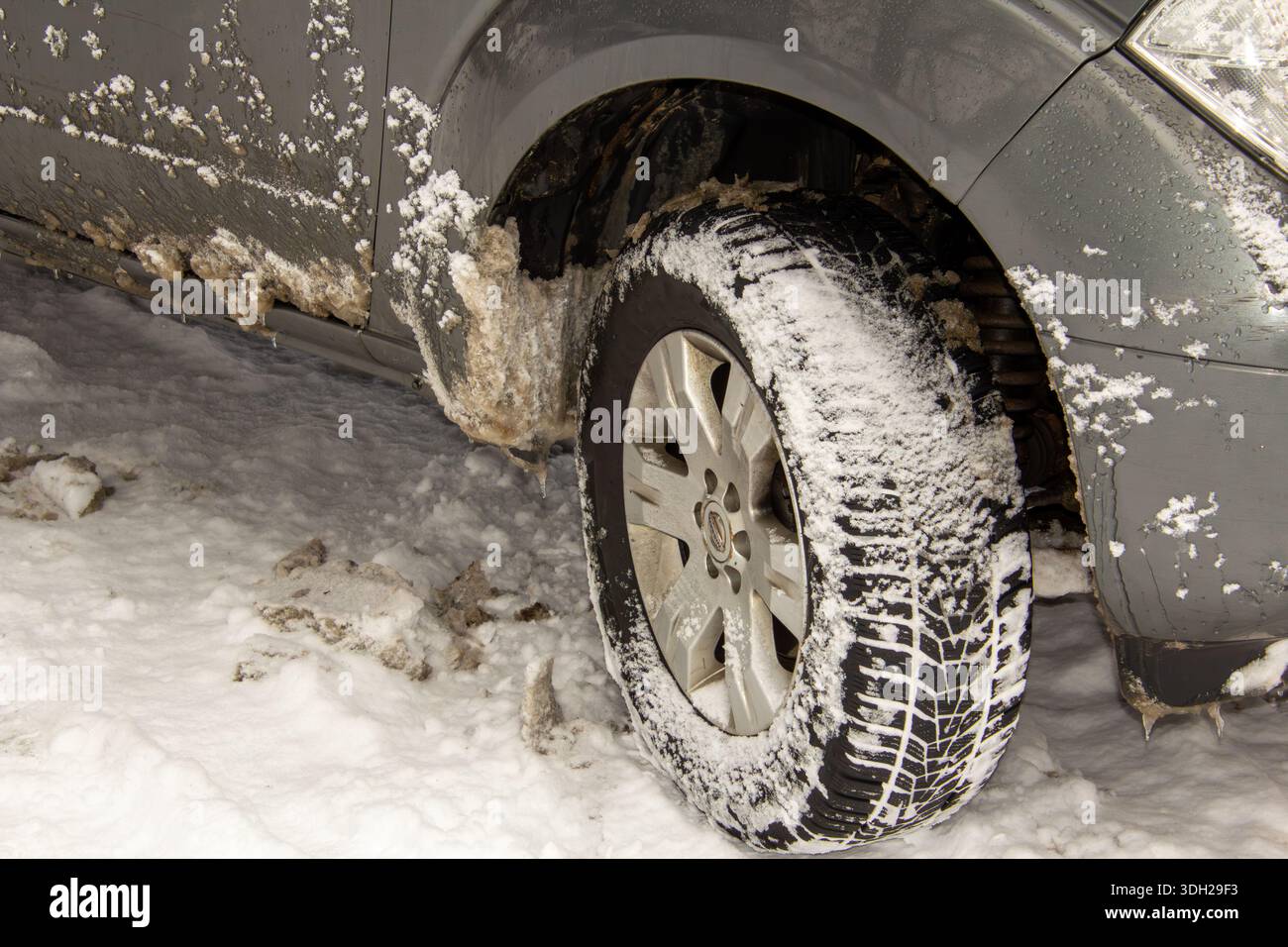 Snow blizzard covering road hi-res stock photography and images - Alamy