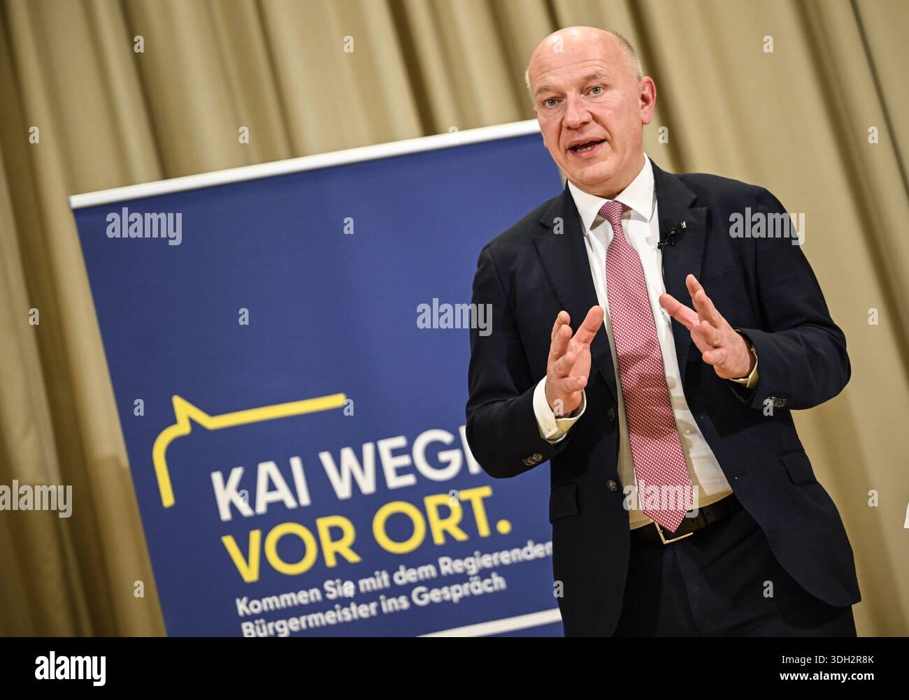 Berlin, Germany. 19th Jan, 2026. Berlin's Governing Mayor Kai Wegner ...