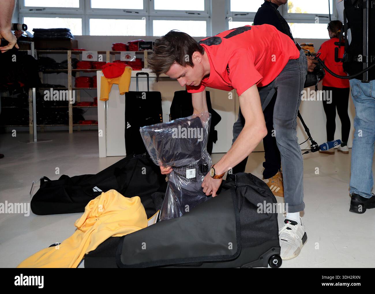 Team Germany Olympic Winter Games outfitting, Olympia Here in the ...