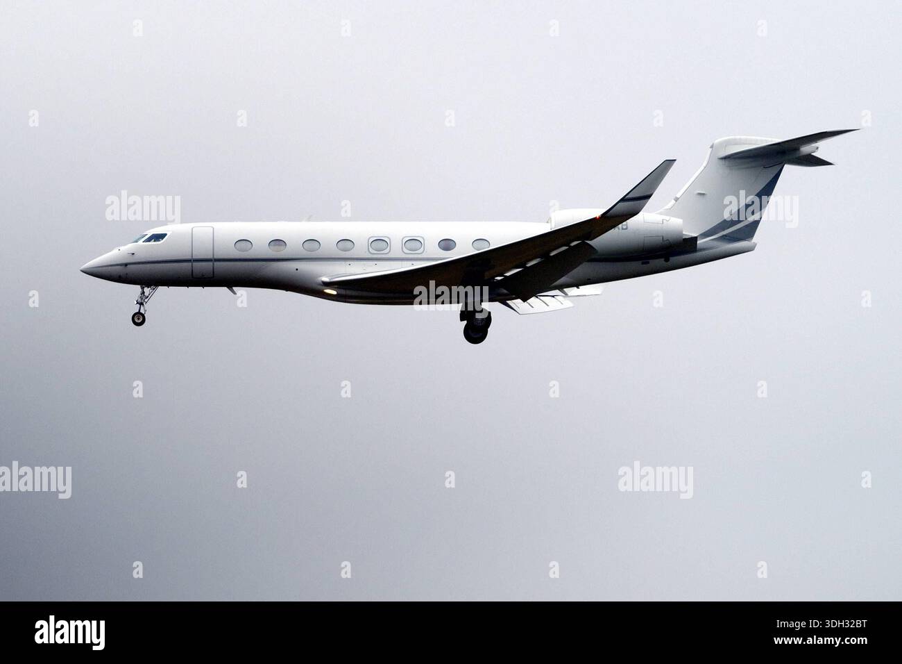 N331AB Gulfstream G650ER Copyright: xSergioxBrunettix Stock Photo - Alamy