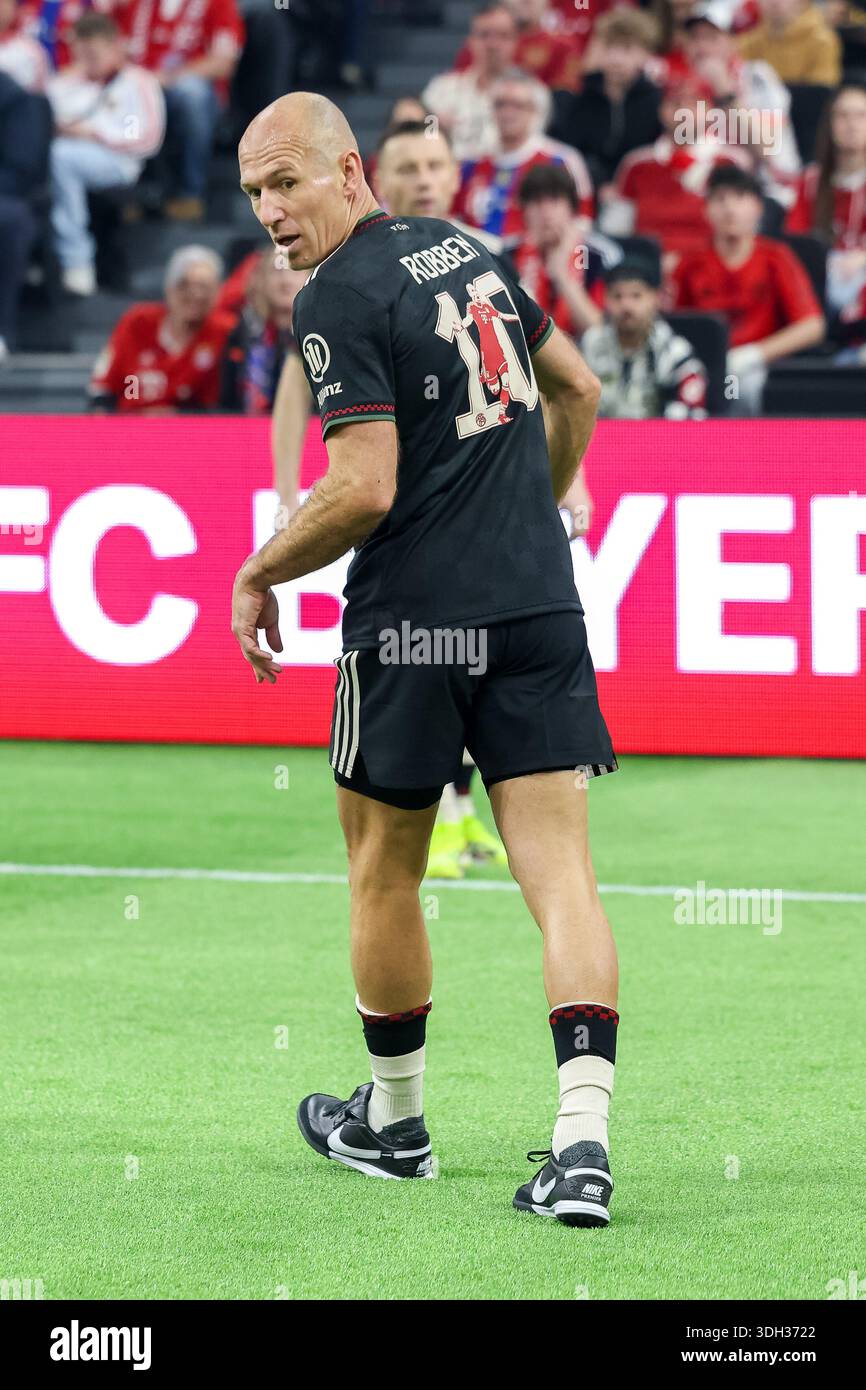 Arjen Robben (FC FC Bayern Munich Legends, #10), GER, FC Bayern Legends ...
