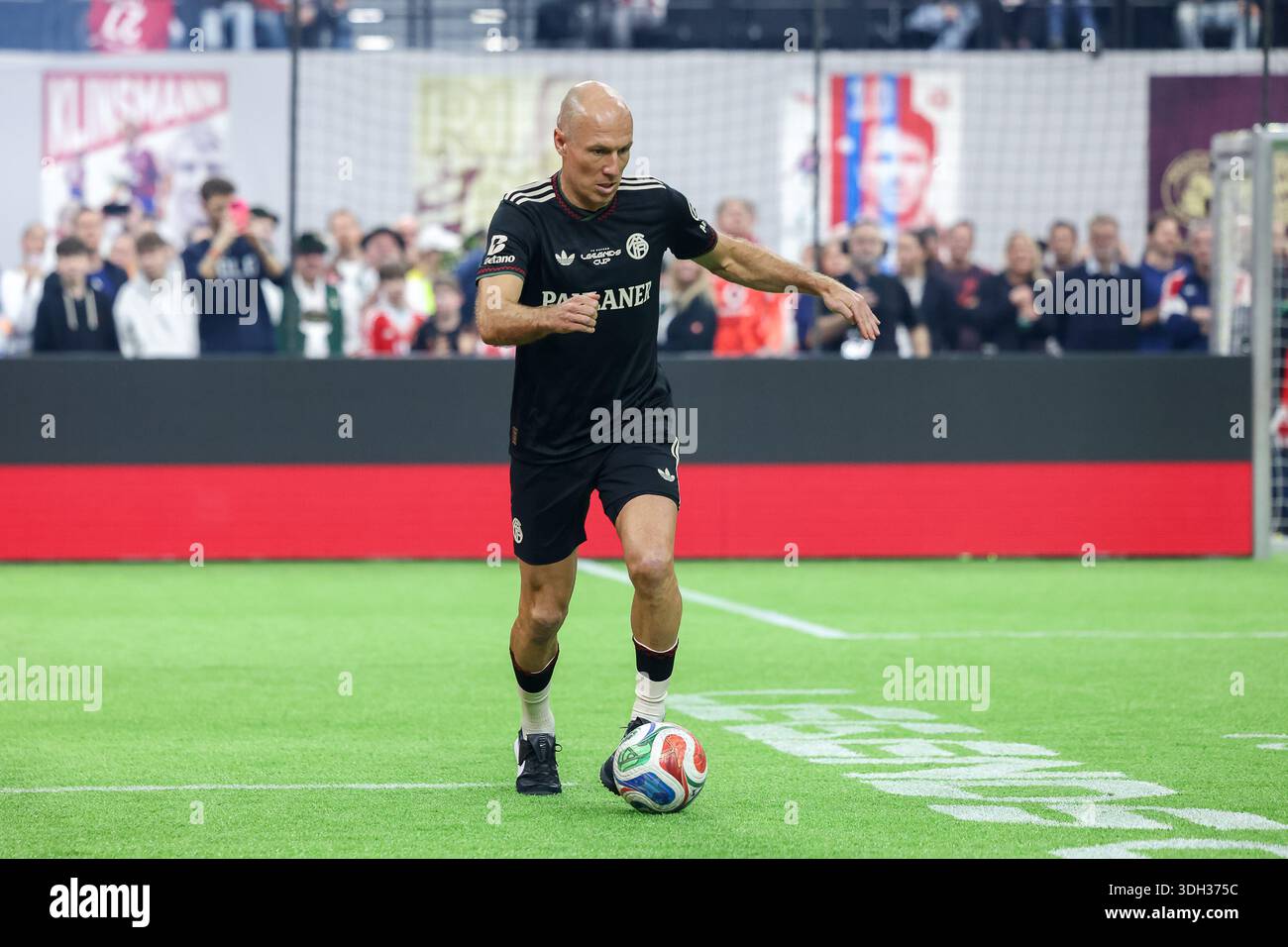 Arjen Robben (FC FC Bayern Munich Legends, #10), GER, FC Bayern Legends ...
