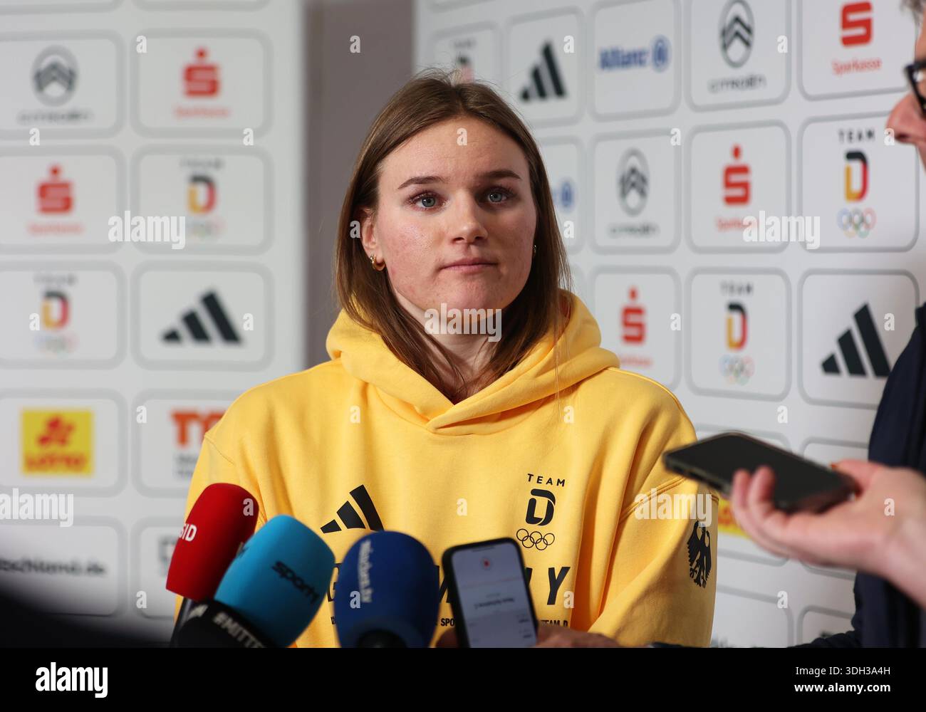 Clothing Team Germany Winter Olympics, Olympics Here in the picture ...