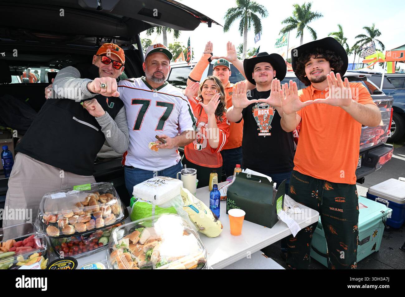 UM Fans are seen tailgating before the NCAA College Football ...