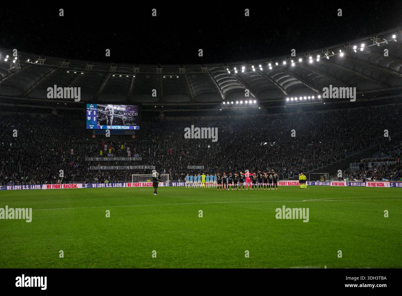 SS Lazio team and Como 1907 team in memory of Rocco Commisso during SS ...
