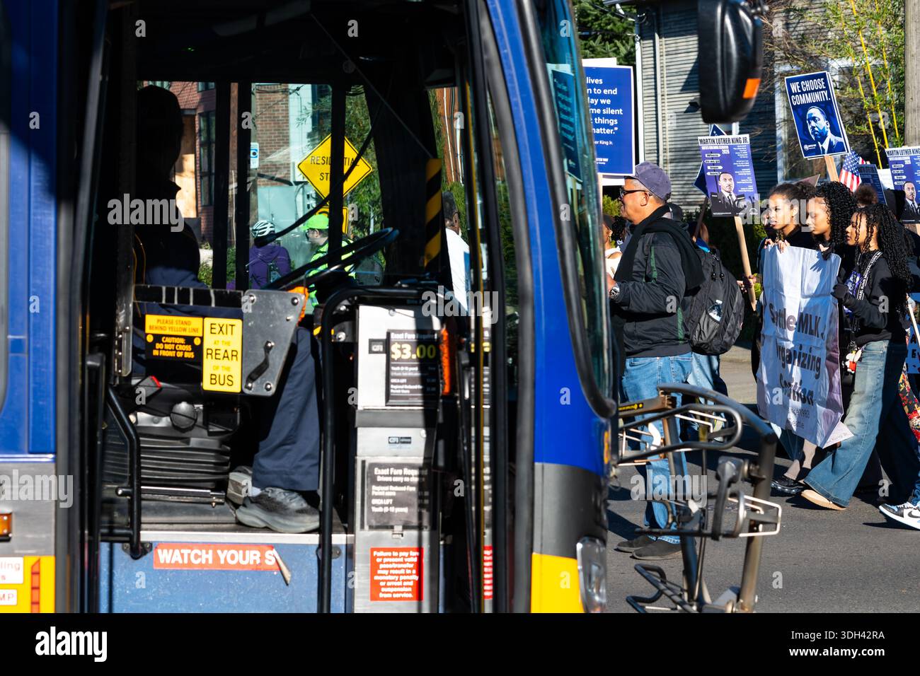 Seattle, USA. 19th Jan, 2026. Thousands gather and march on Martin ...