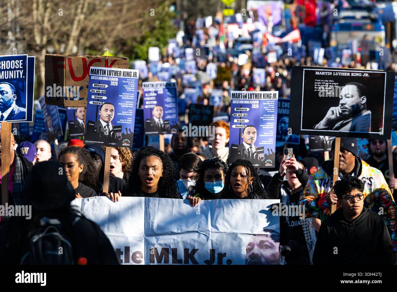 Seattle, USA. 19th Jan, 2026. Thousands gather and march on Martin ...