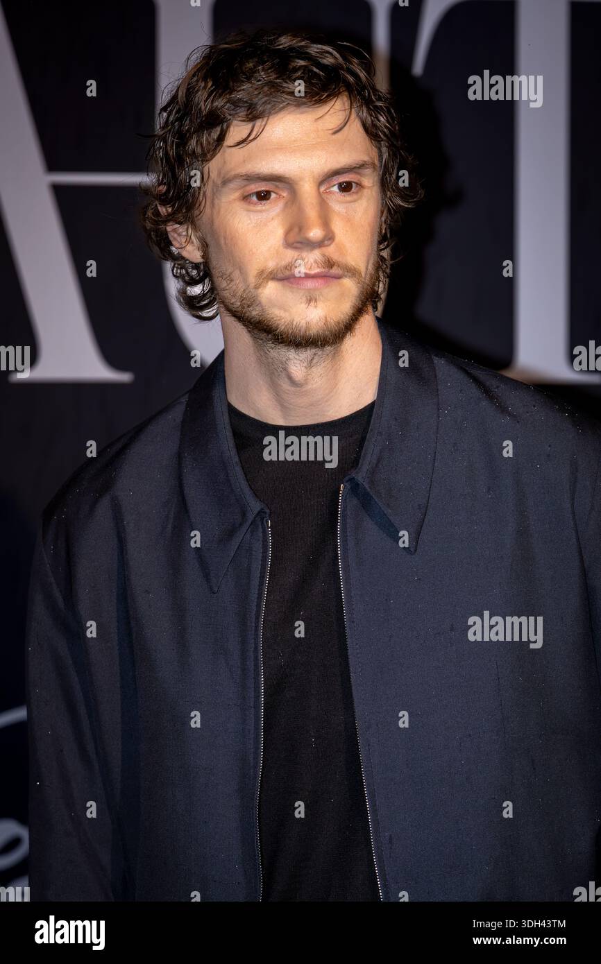 Rome, Italy - January 19, 2026: Actor Evan Peters attends the red ...