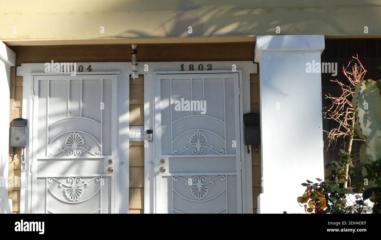 1802 n van ness avenue hi-res stock photography and images - Alamy