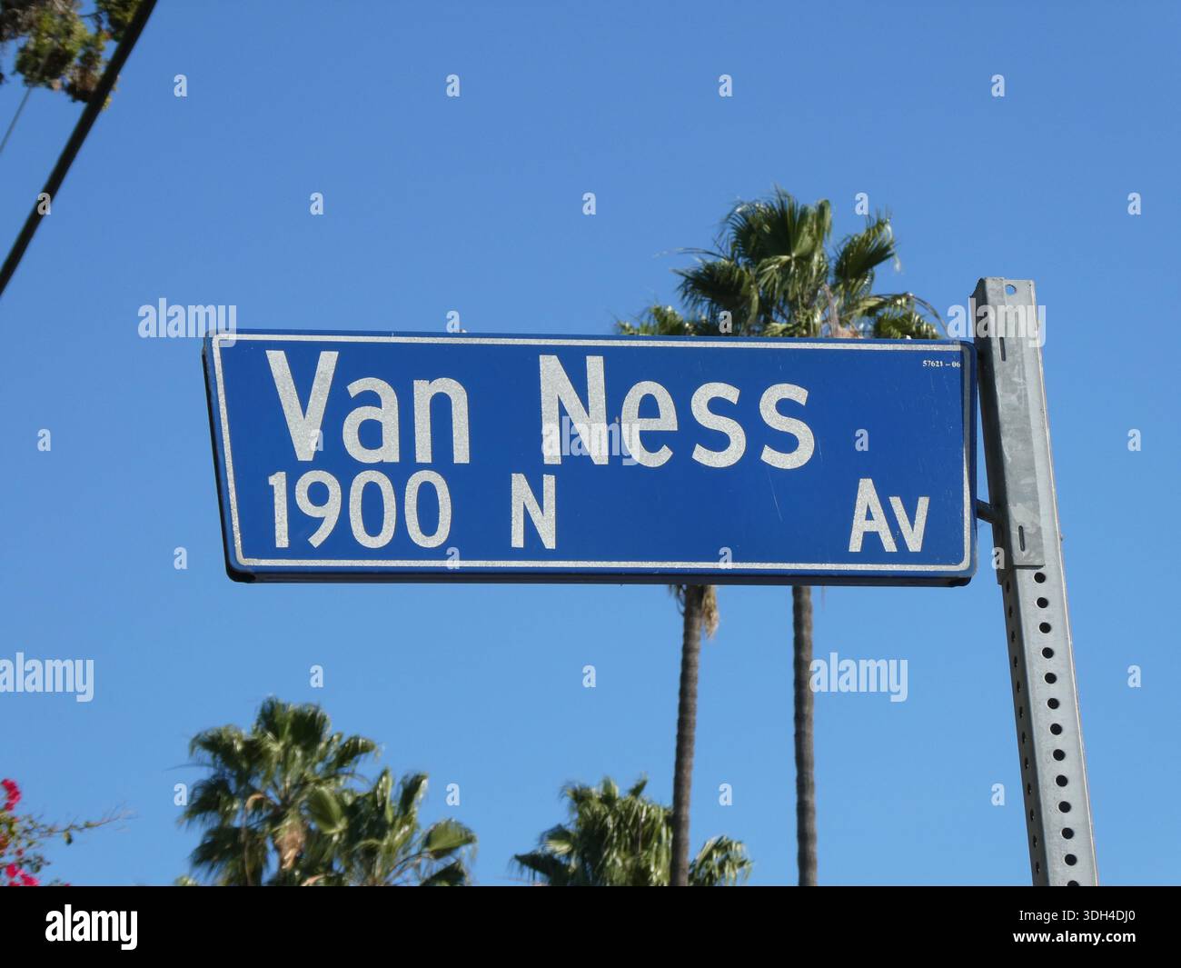 1802 n van ness avenue hi-res stock photography and images - Alamy