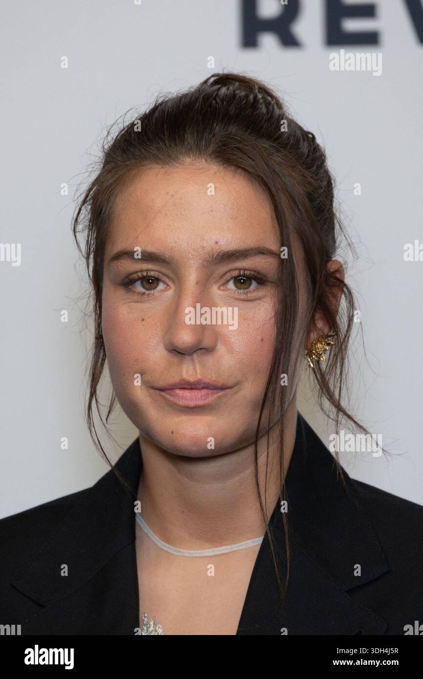 Adèle Exarchopoulos attends the 'Cesar - Revelations 2026' Photocall at ...