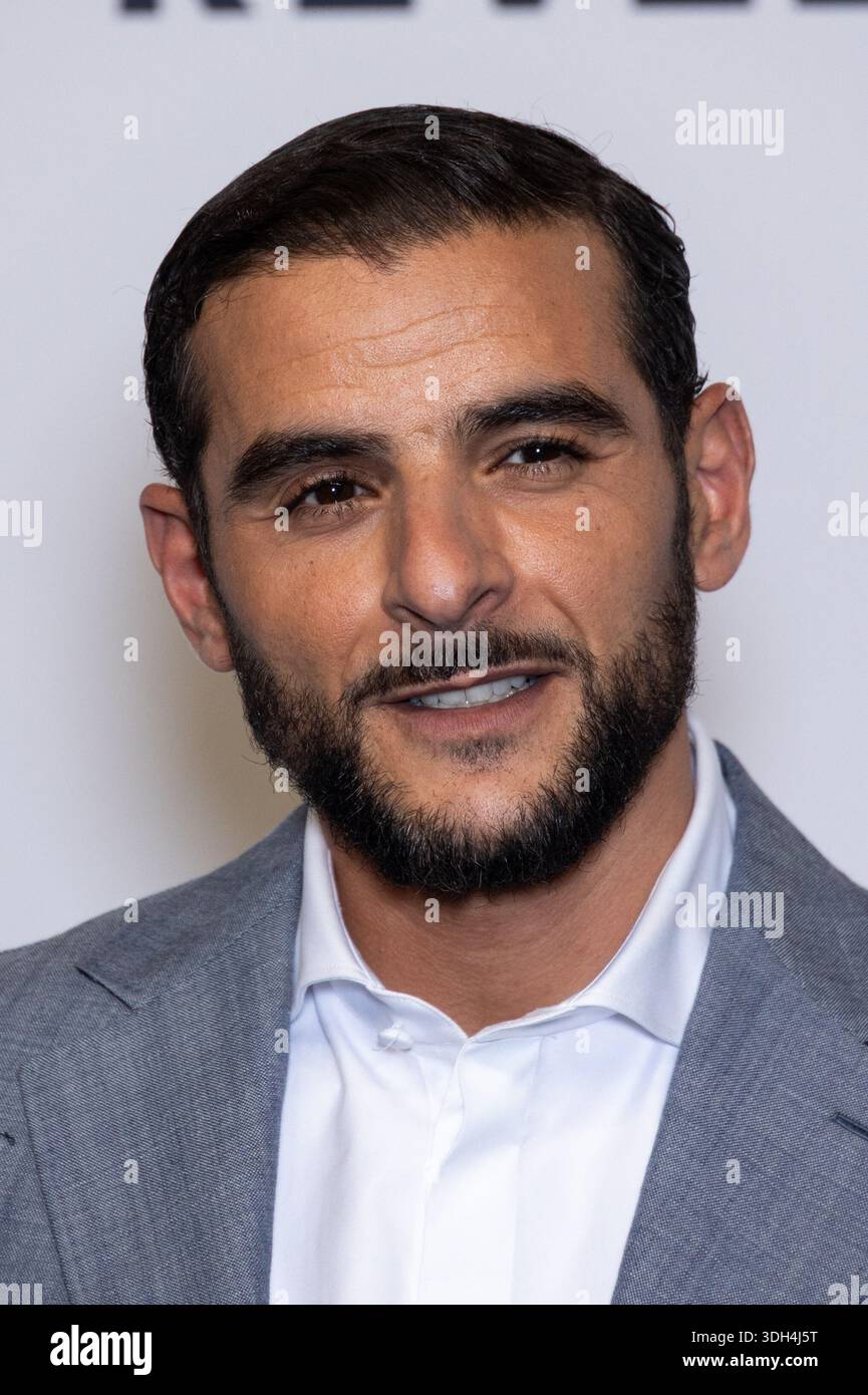 Jonathan Cohen attends the 'Cesar - Revelations 2026' Photocall at ...