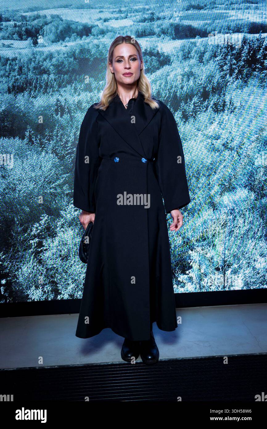 Michelle Hunziker Milan Fashion Week - Men F/W 2026-27 Ea7 Celebrates ...