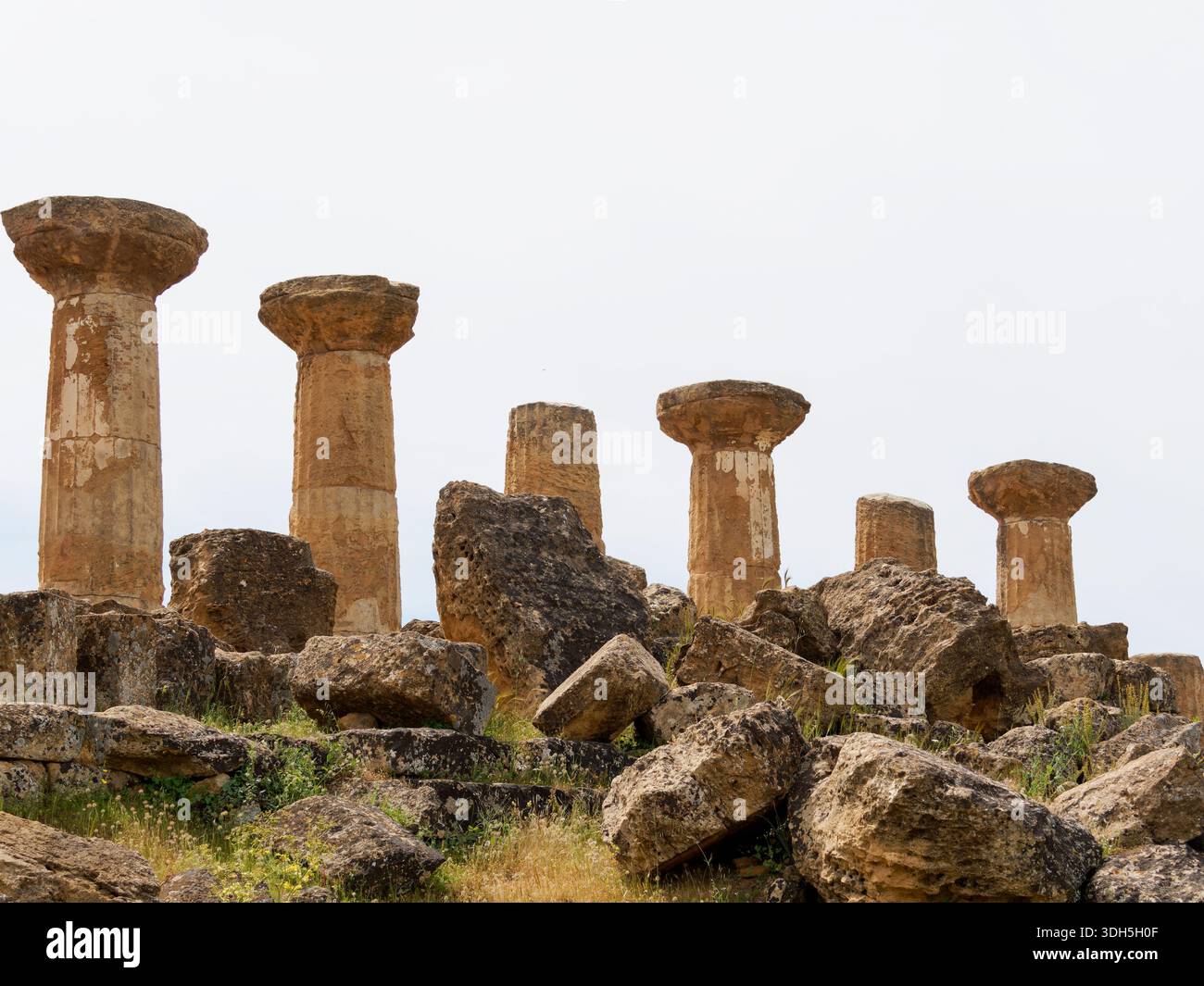 Magnificent columns hi-res stock photography and images - Alamy