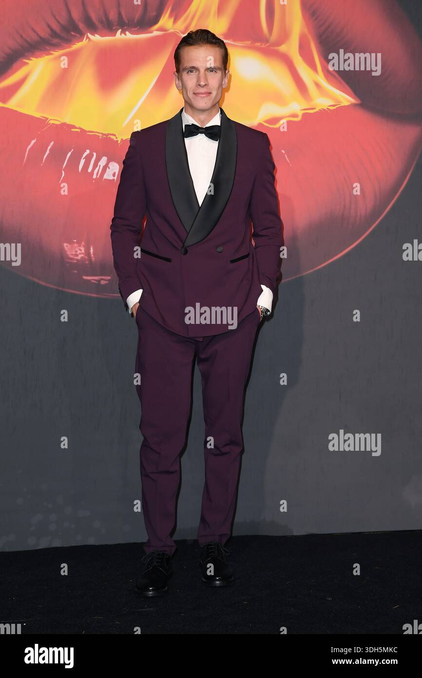 Giulio Greco Premiere of Disney Series -The Beauty- Terme di ...