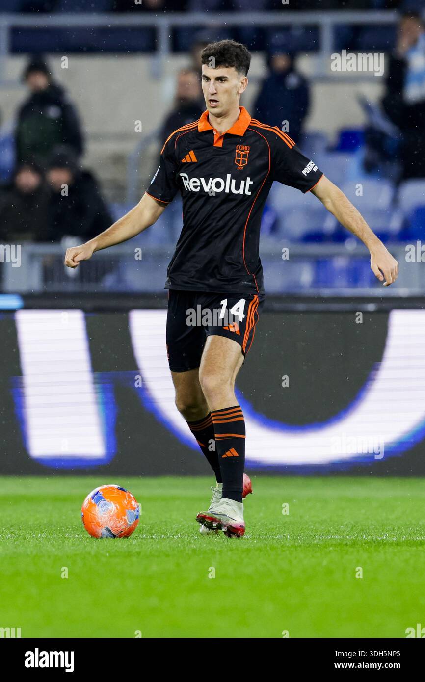Rome, Italy. 19th Jan, 2026. Como's Spanish defender Jacobo Ramon ...