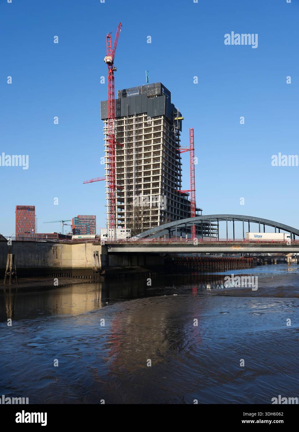 Hamburg, Germany. 20th Jan, 2026. View of the Elbtower construction ...