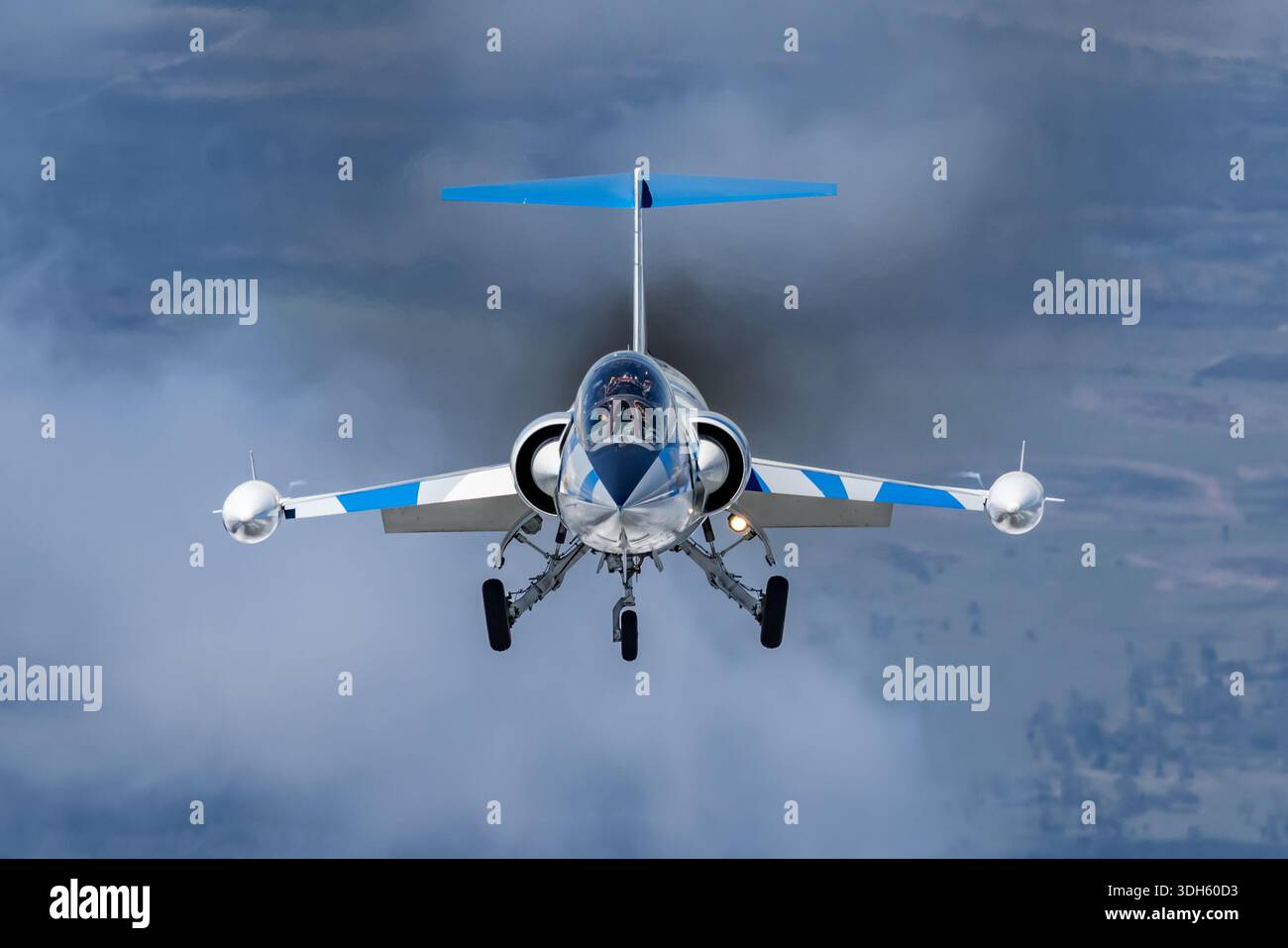 Head-on close-up pilot view of Starfighters Aerospace Lockheed Martin ...