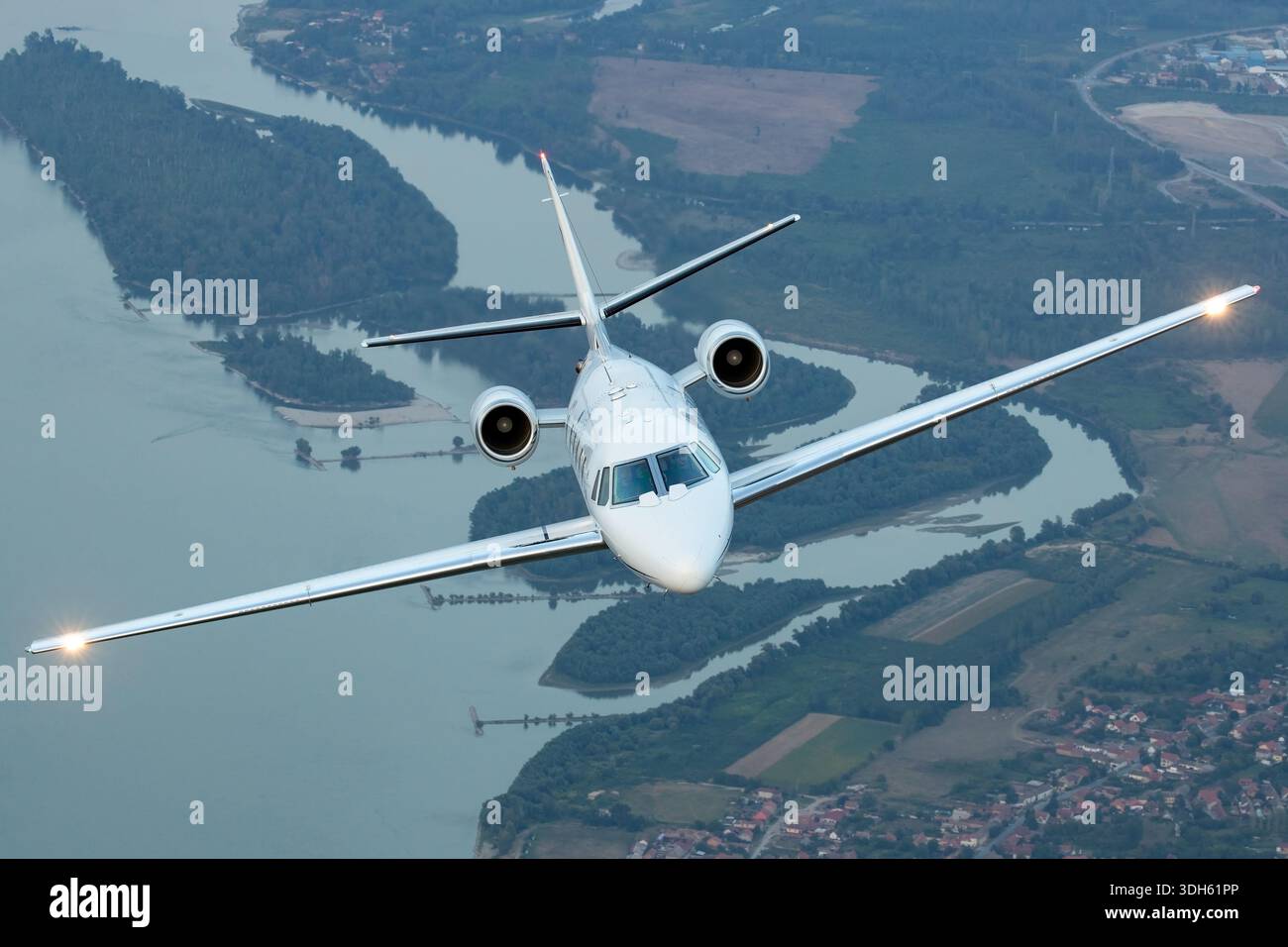 Cessna retractable landing gear hi-res stock photography and images - Alamy
