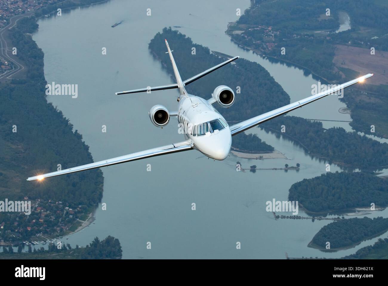 Cessna retractable landing gear hi-res stock photography and images - Alamy