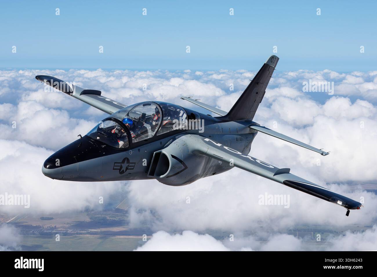 The SIAI-Marchetti S-211, registration N270CF and alternate NX270CF, is ...