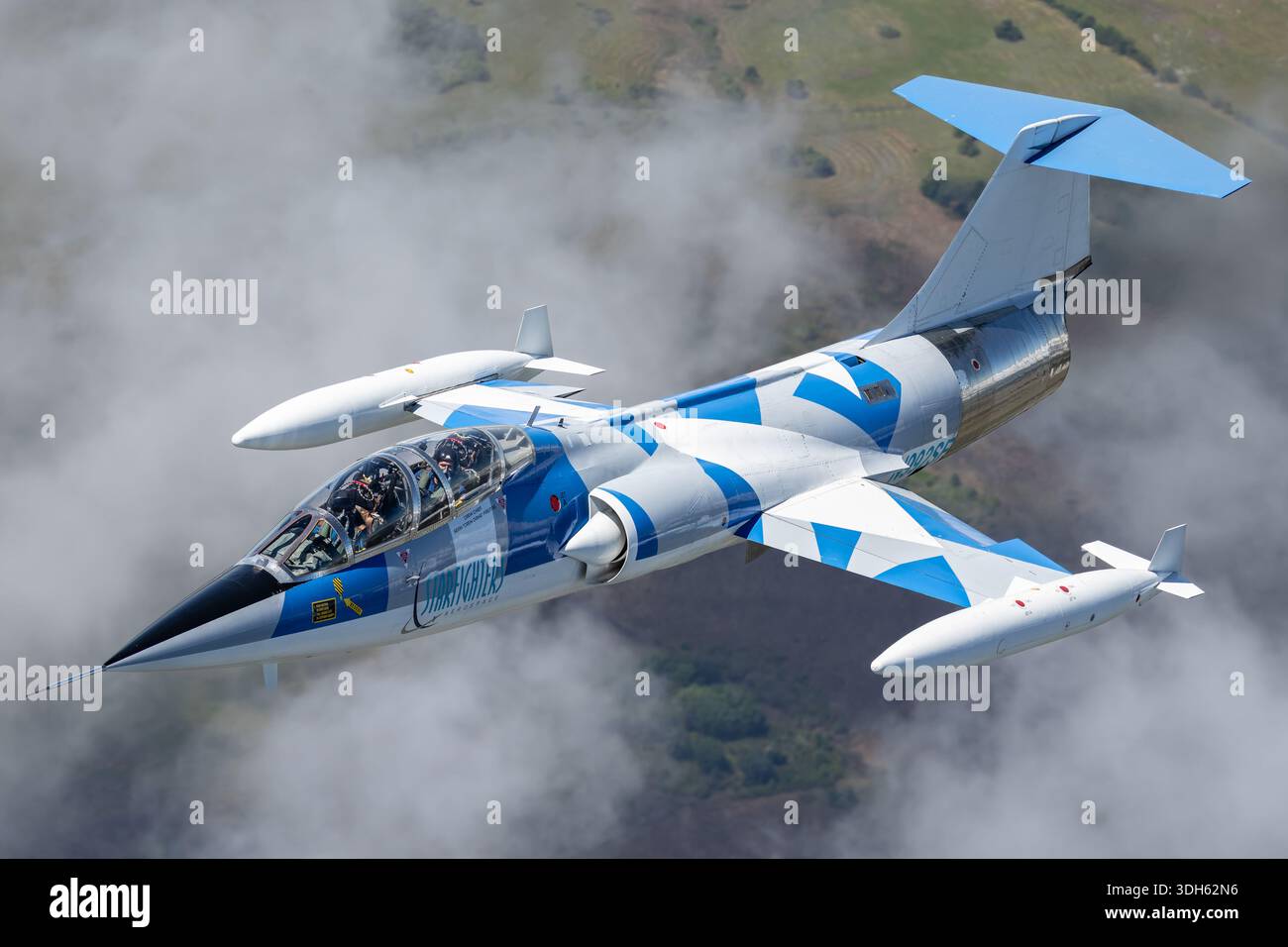 Lockheed Martin TF-104G Starfighter, registration N992SF, alternate ...