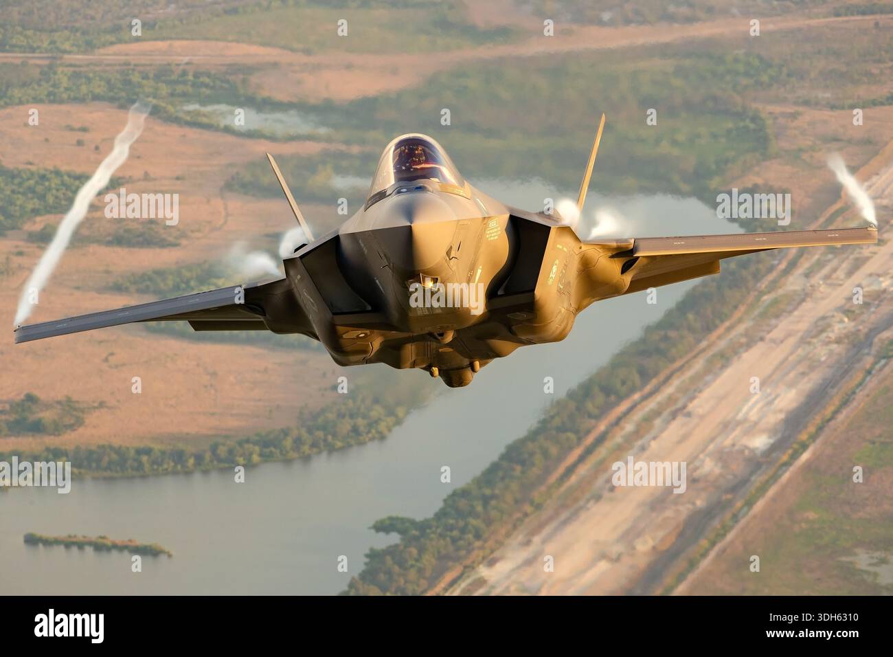 The image shows a U.S. Air Force Lockheed Martin F-35A Lightning II ...