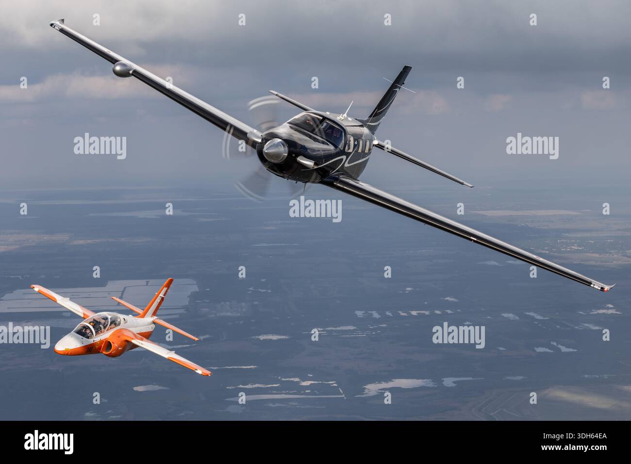 Piper PA-46-600TP M600, registered N26EM, serial 4698081, and SIAI ...