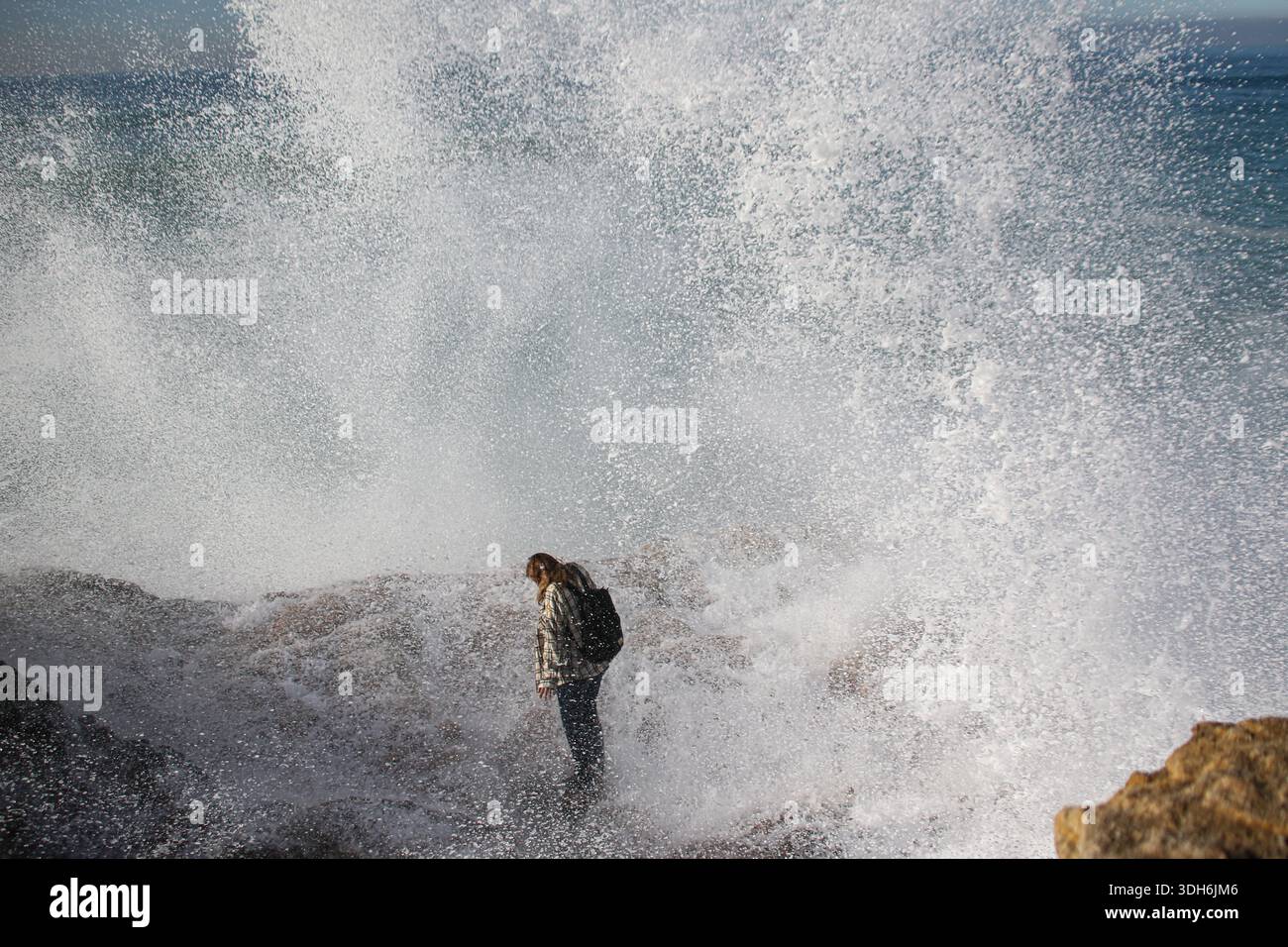 Ocean wave hi-res stock photography and images - Alamy