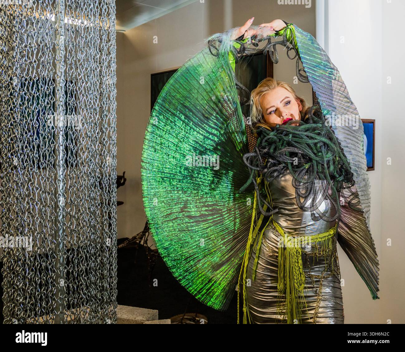 London, UK. 20th Jan, 2026. Waterflower perfoms on the Metamorphika ...