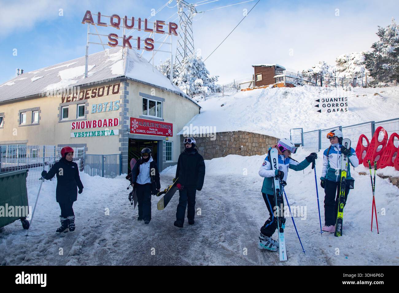 People skiing during the ski season in Navacerrada, on 20 January 2026 ...