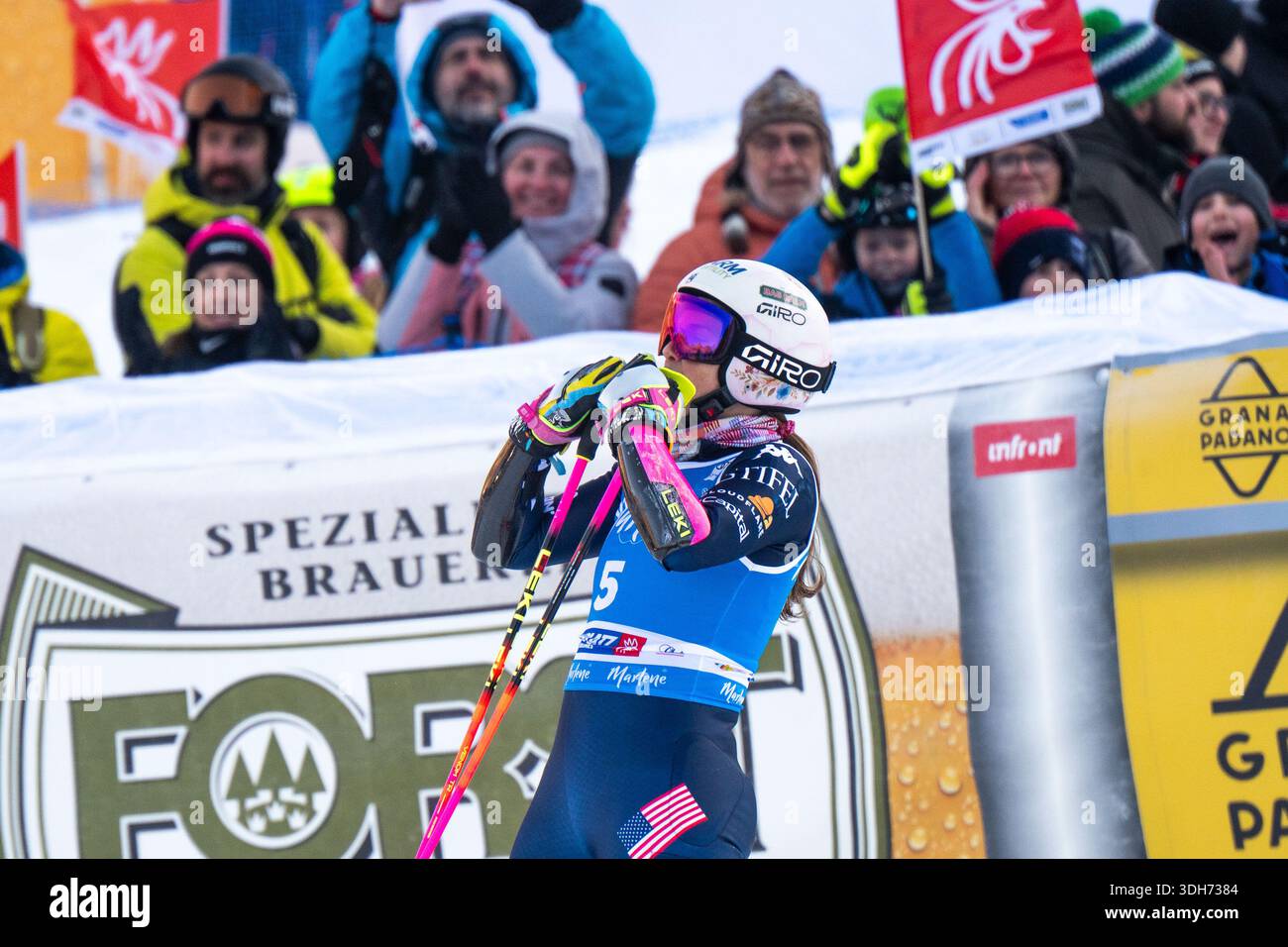 Kronplatz, Italy. 20th Jan, 2026. Paula Moltzan (USA) ending the giant ...