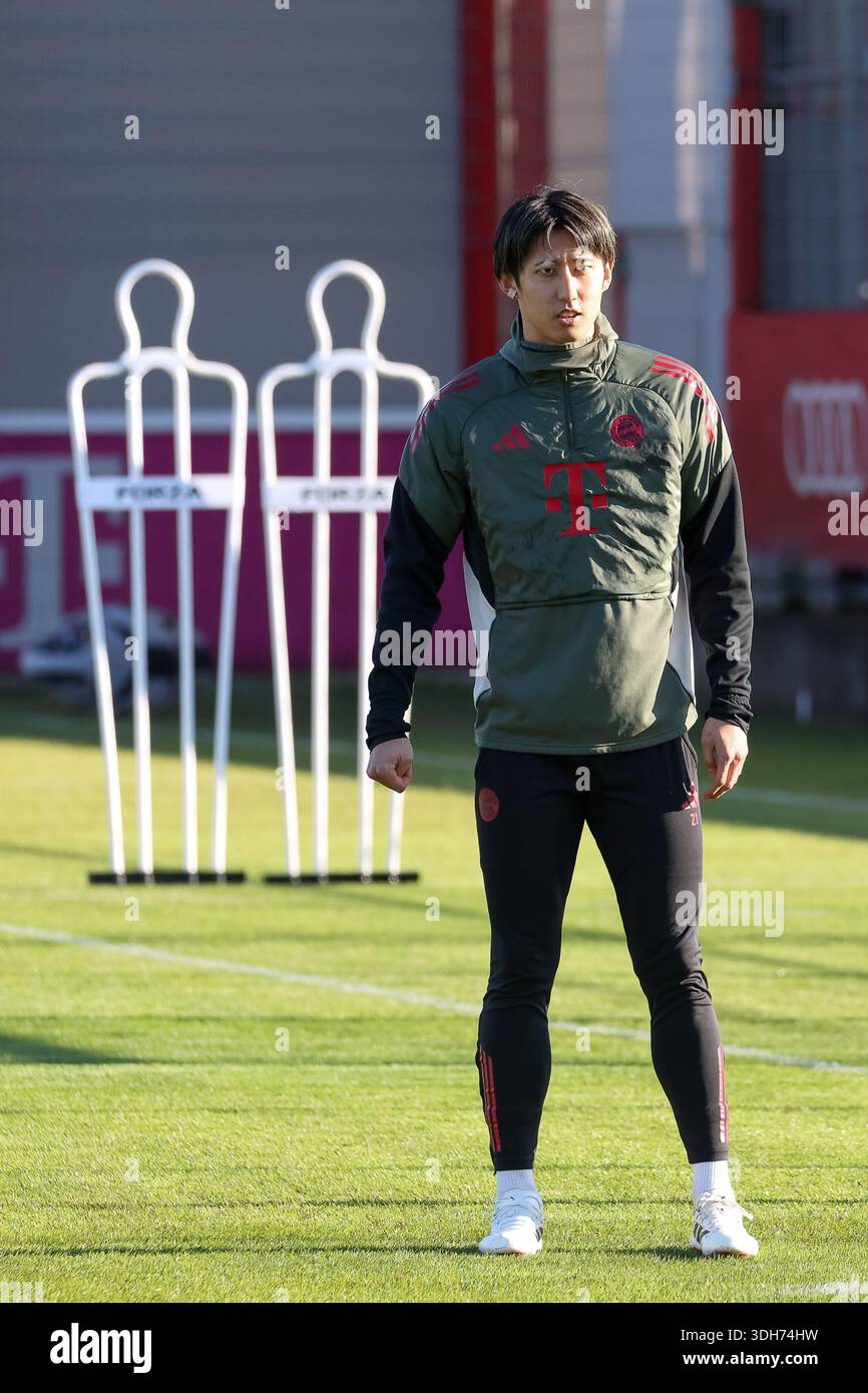 Hiroki Ito (FC FC Bayern Munich, #21), GER, final training, FC FC ...