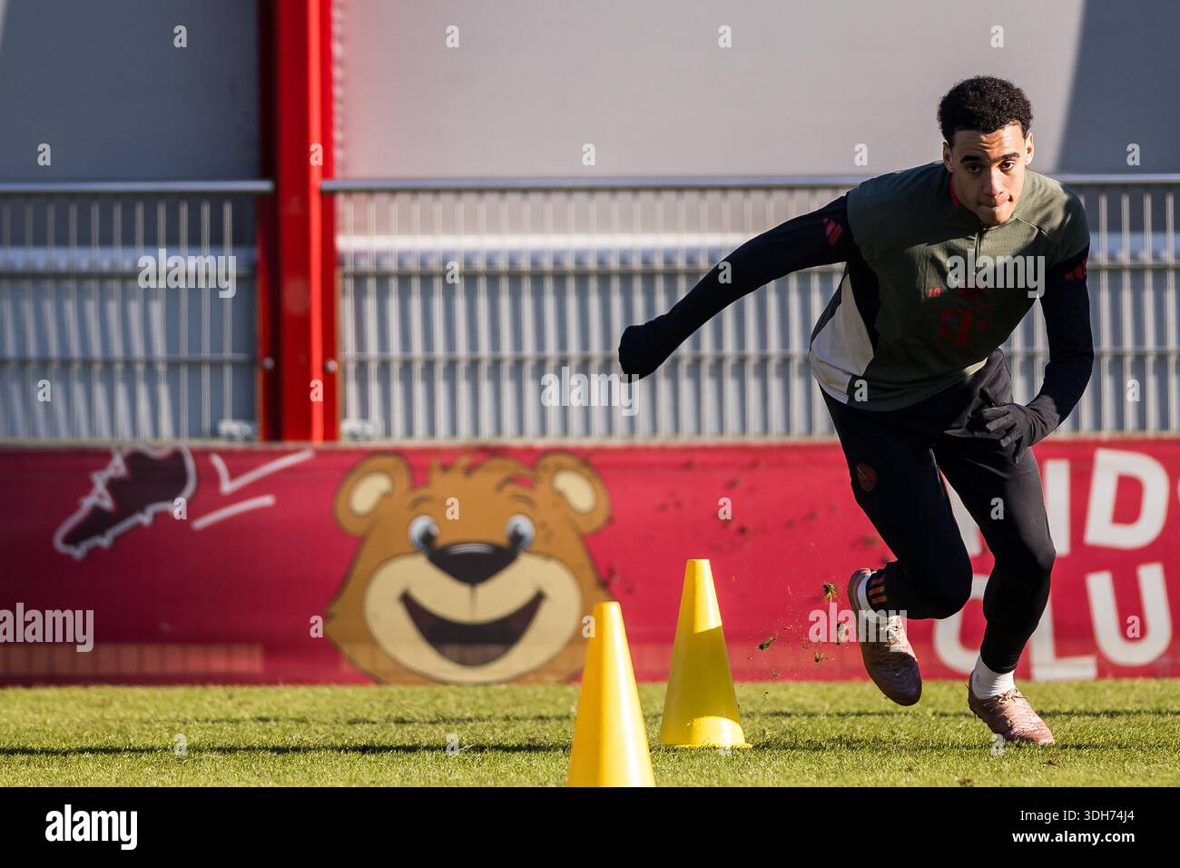 MUNICH, GERMANY - JANUARY 20: Jamal Musiala (FC FC Bayern Munich, 10 ...