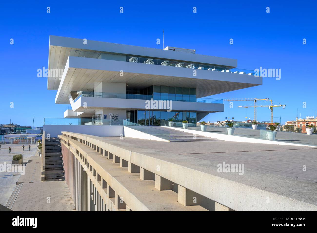 The dramatic America's Cup building built at the marina in Valencia ...
