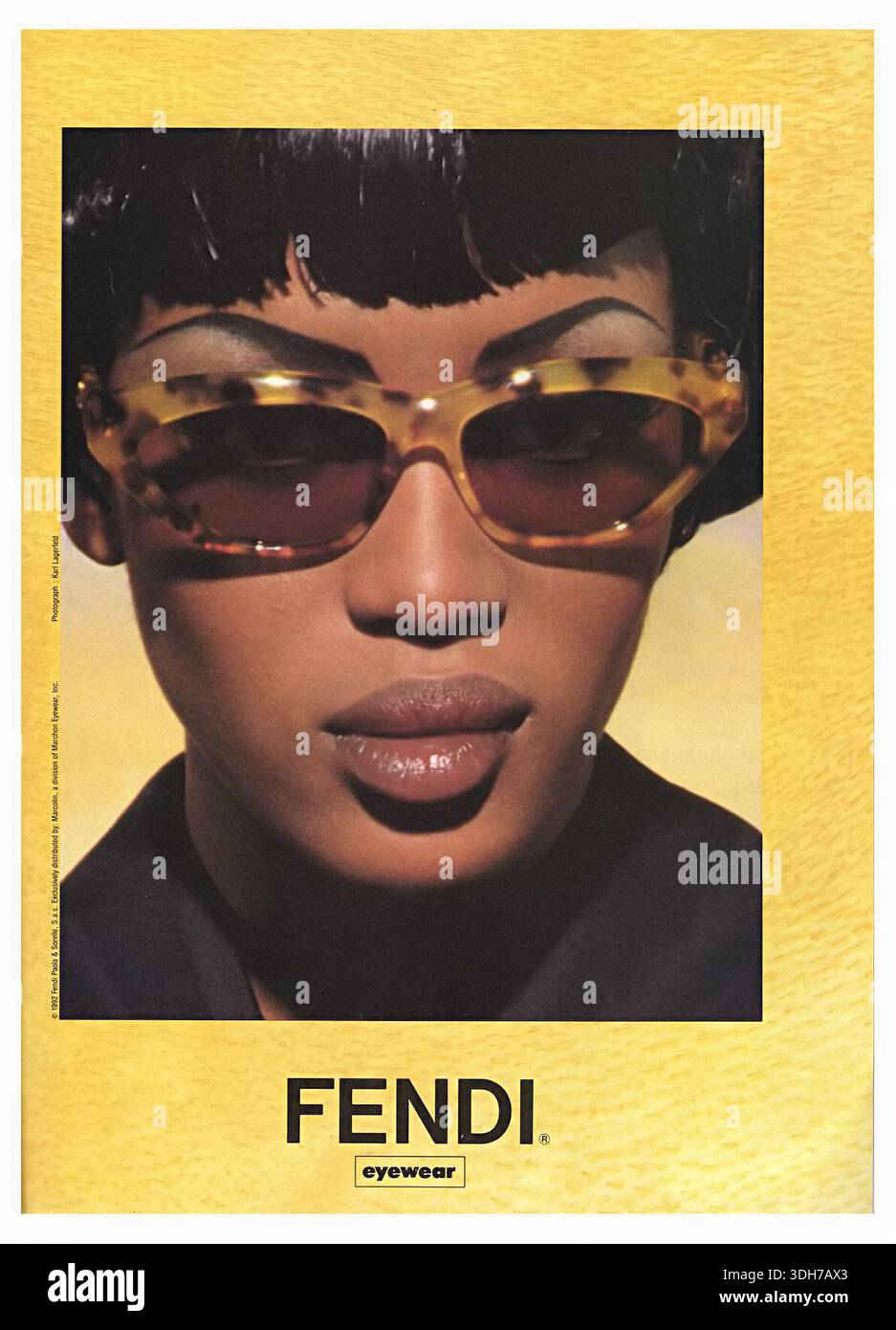 Naomi campbell 90s hi-res stock photography and images - Alamy