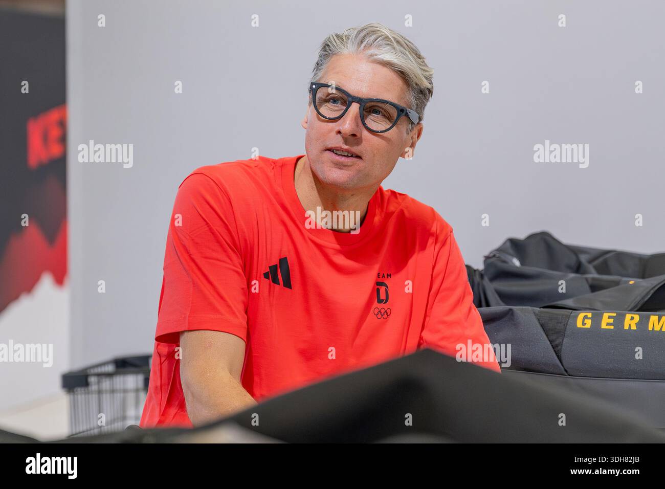 Dr. Sebastian Hinz (DOSB Olympic Squad Snowboard Association Germany ...