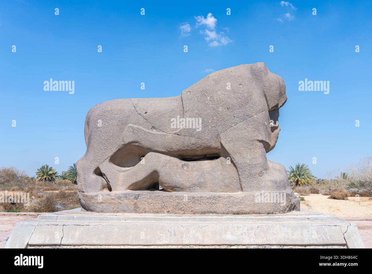 Statue of marduk hi-res stock photography and images - Alamy