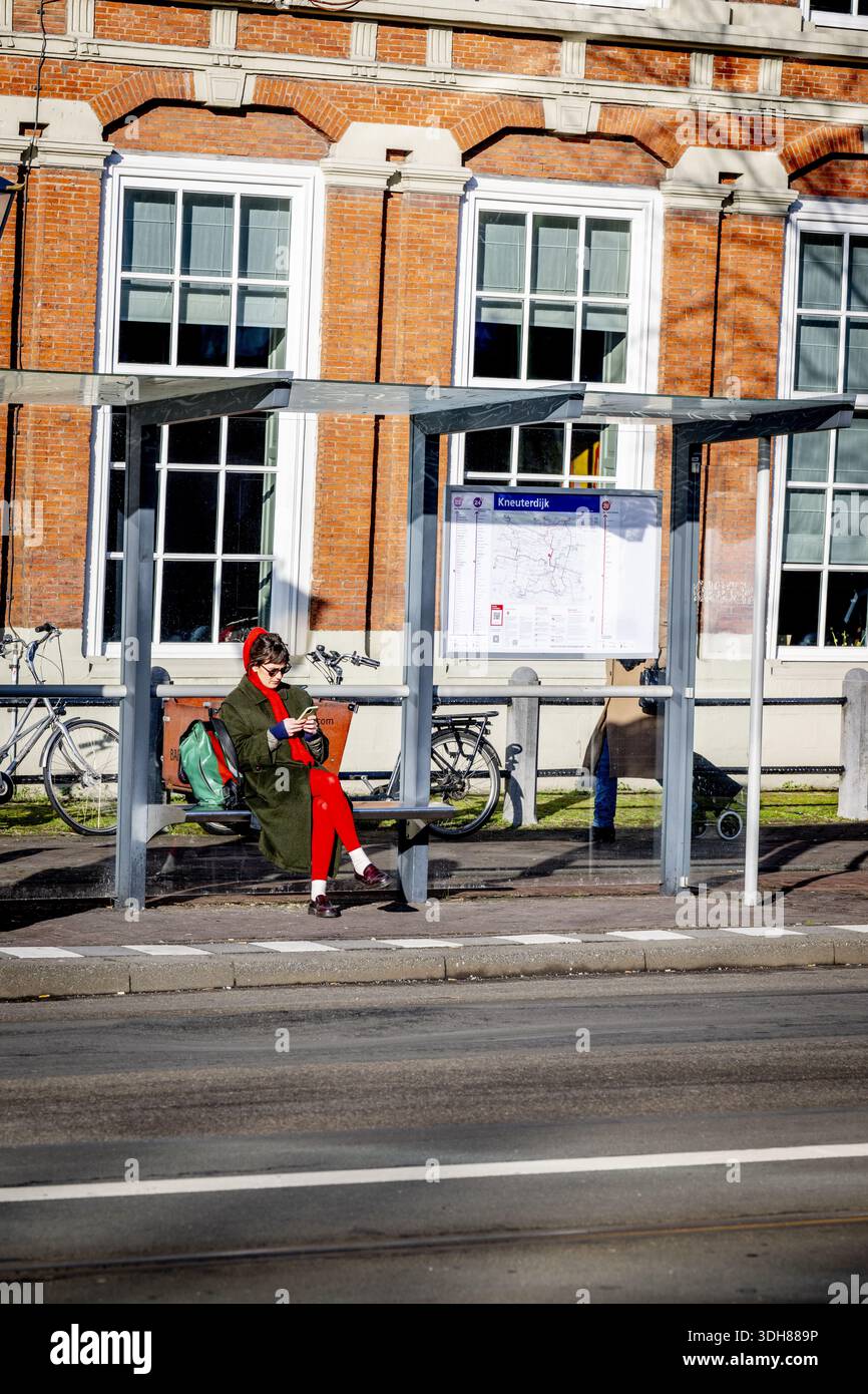 THE HAGUE - A bus stop ROBIN UTRECHT /ANP netherlands out - belgium out ...