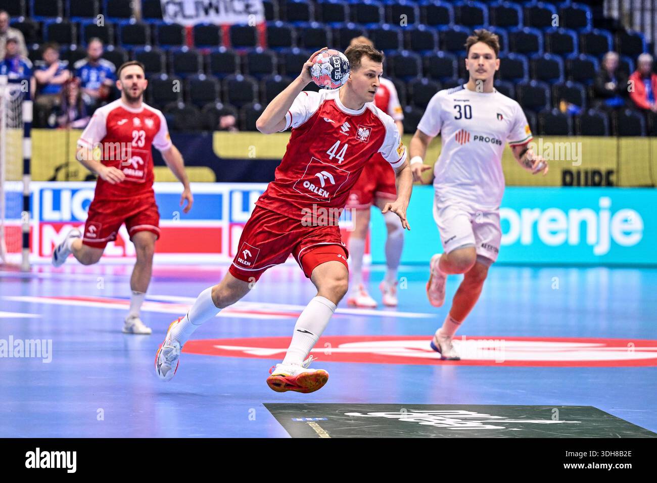 Kristianstad, Sweden. 20th Jan, 2026. Poland vs Italy, Handball match ...