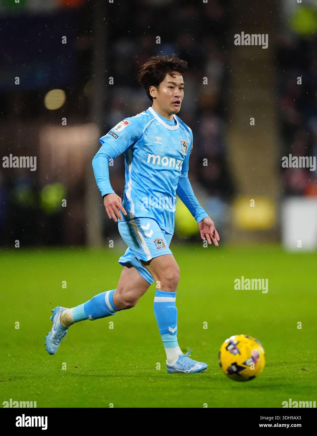 Coventry City's Tatsuhiro Sakamoto during the Sky Bet Championship ...
