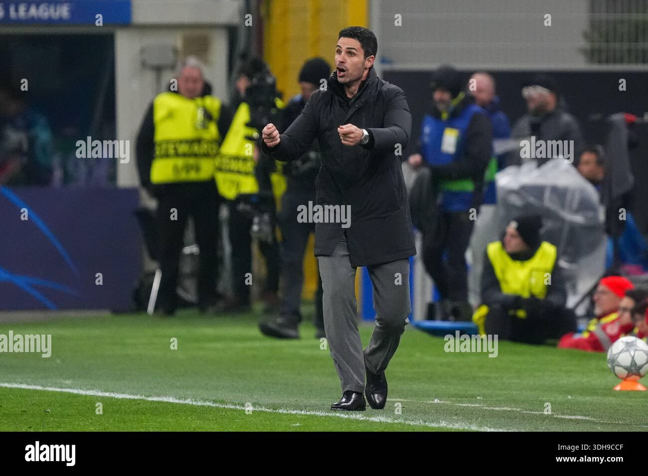 Mikel Arteta, Head Coach of Arsenal FC during the UEFA Champions League ...