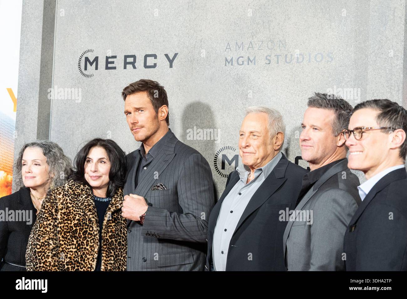 Courtenay Valenti, Sue Kroll, Chris Pratt, Charles Roven, Kevin Wilson ...
