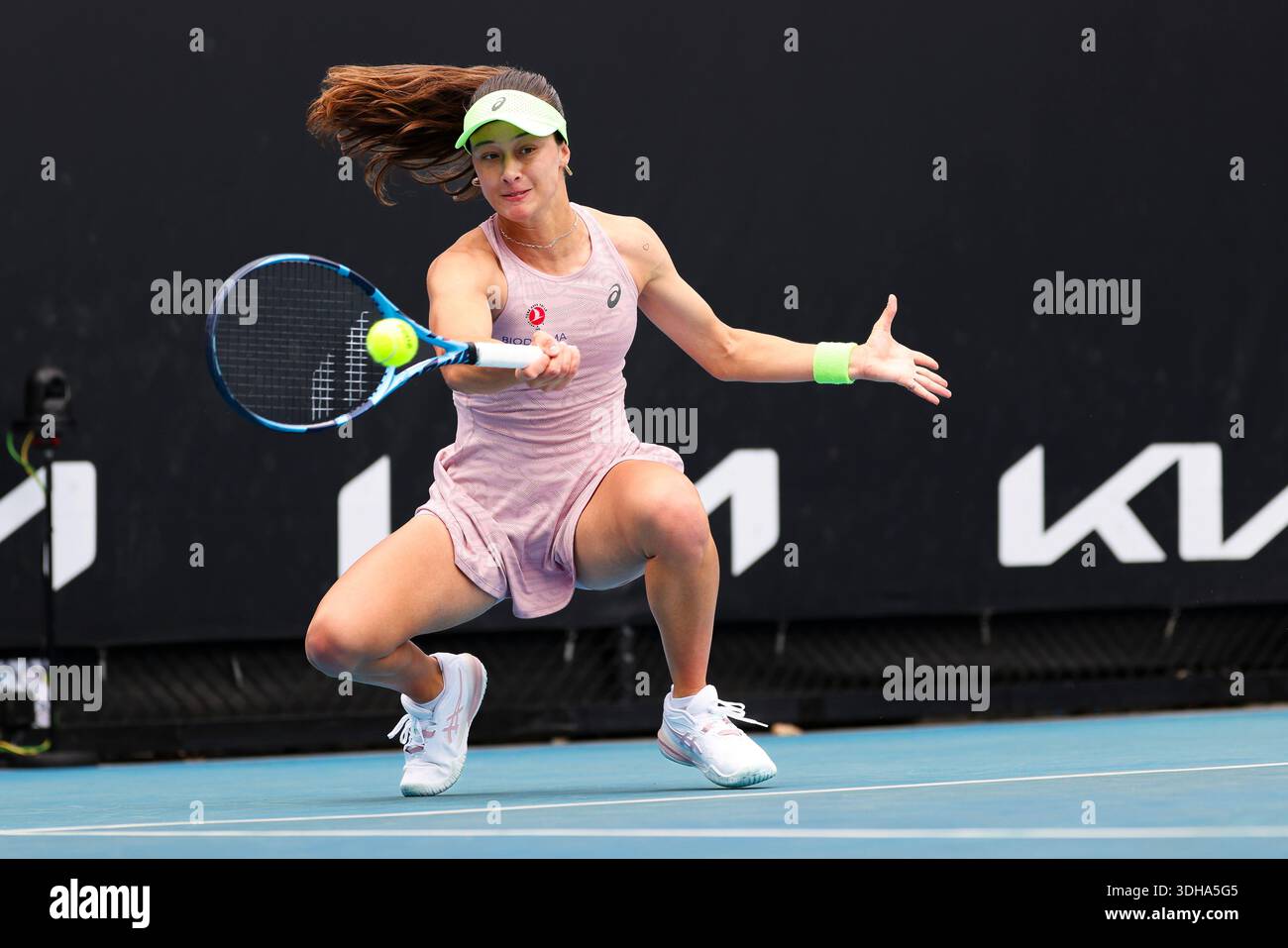 Melbourne, Australia. 21st Jan, 2026. Turkish tennis player Zeynep ...