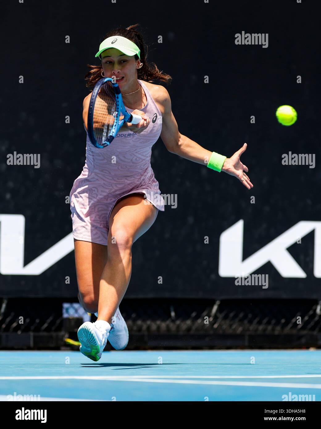 Melbourne, Australia. 21st Jan, 2026. Turkish tennis player Zeynep ...