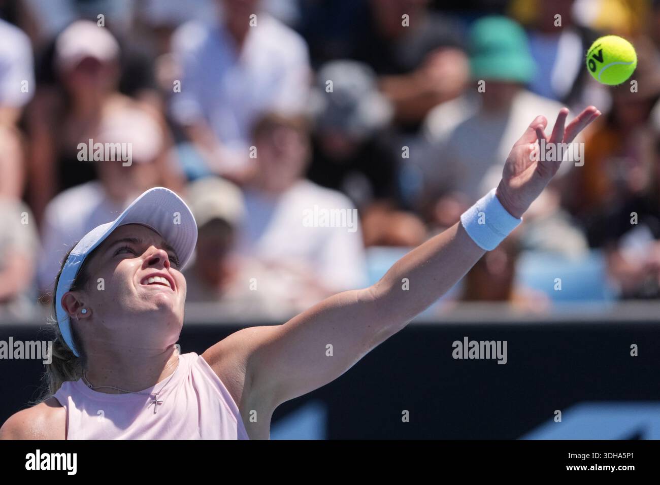 Caty McNally of the U.S. serves to Victoria Mboko of Canada during ...